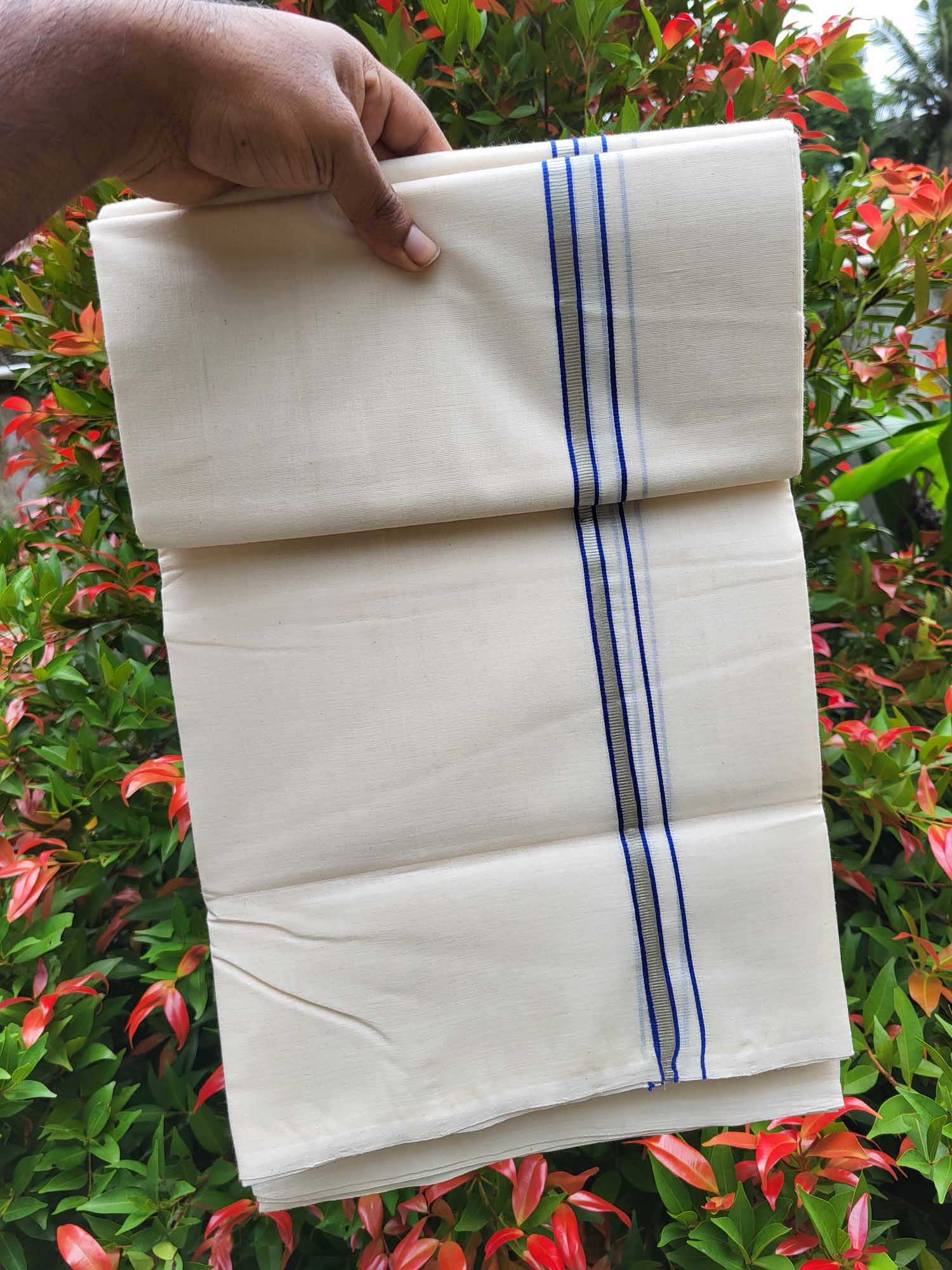 Premium Chuttikara & Puliyilakara Dhoti/Mundu Collection – Keraloom